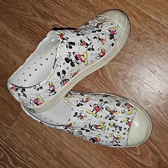Native | Shoes | Native Disney Mickey Mouse Slipon Shoes Unisex Size C3 ...